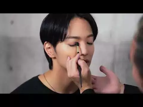 YSLのグローバルコンテンツ”DROP THE LOOK”にJO1のメンバーが登場！コラボMVでのメイクアップをナショナル メイクアップ アーティストのJOが詳しく紹介します。(会員限定 ...