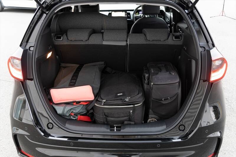 2022年に乗ったクルマの中でベストバイはホンダの「FIT e:HEV RS」に決定！ (2022年12月31日) - エキサイトニュース