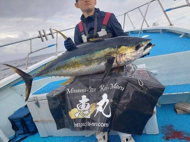 【釣果速報】静岡県恵丸でキハダマグロとの熱い戦いが何度も繰り広げられる！38kg＆37kgサイズをゲット！ (2023年5月25日 ...
