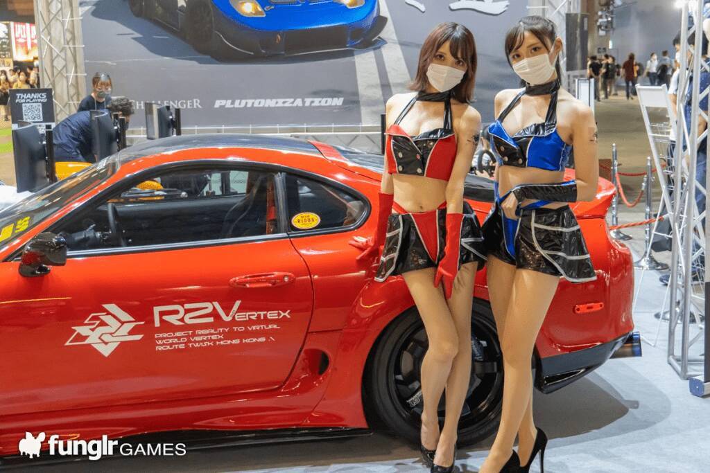 レースクィーンも！Z-Challengerが手掛ける香港の公道を再現した新作レースゲーム「Rev to Vertex」TGS2022ブースレポート！ (2022年9月21日) - エキサイトニュース