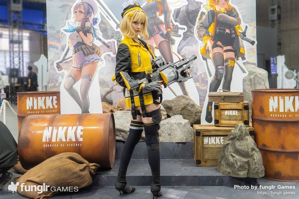 TGS2022フォトレポート！事前登録者数が100万人を突破した「勝利の女神：NIKKE」のブースにコスプレイヤーが！ (2022年9月16日) - エキサイトニュース