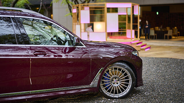 アルピナ史上最強のフルサイズSUV、新型「XB7」が桜の季節に降臨！ (2021年4月18日) - エキサイトニュース