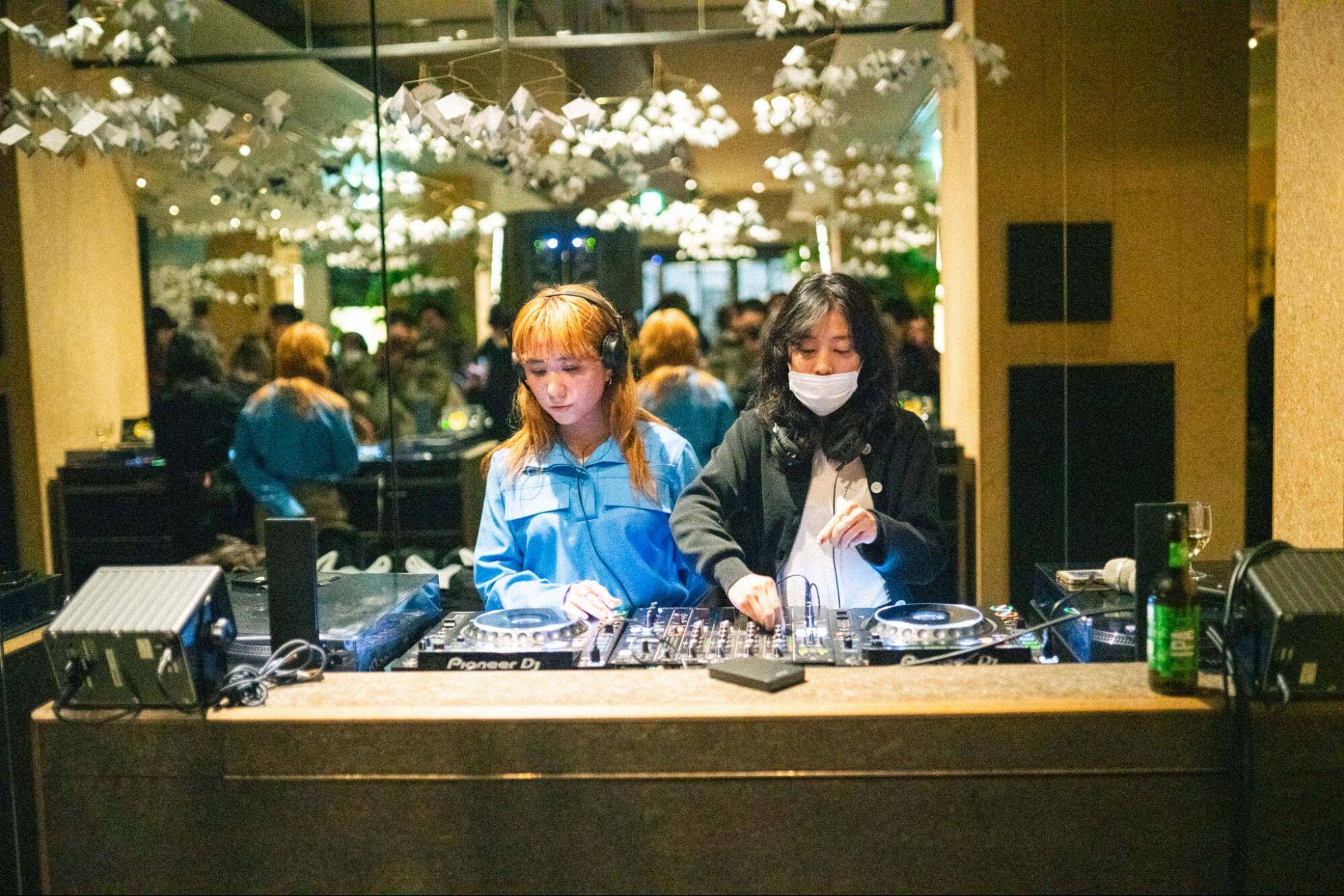 NEUT Magazine Presents「ISSUE 2022 YELLOW LIGHT」 POPUP & EXHIBITION ...