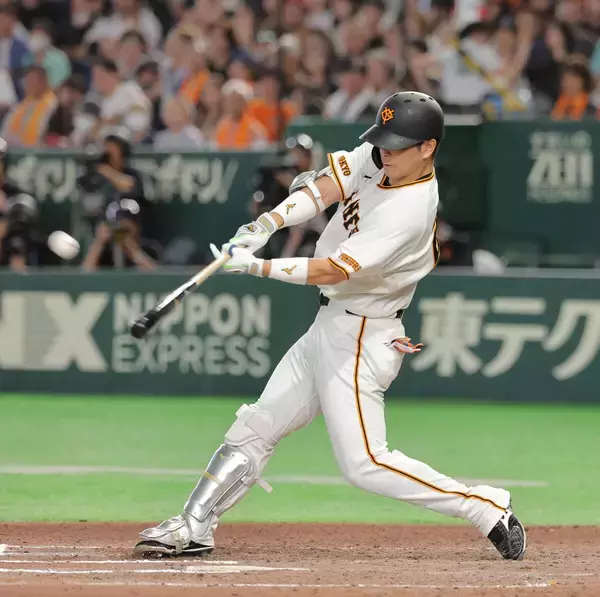 【巨人】大城卓三、同点5号ソロ 「最高の結果」127メートル特大弾に東京ドーム大興奮 打率．330「打てる捕手」真骨頂 - エキサイトニュース