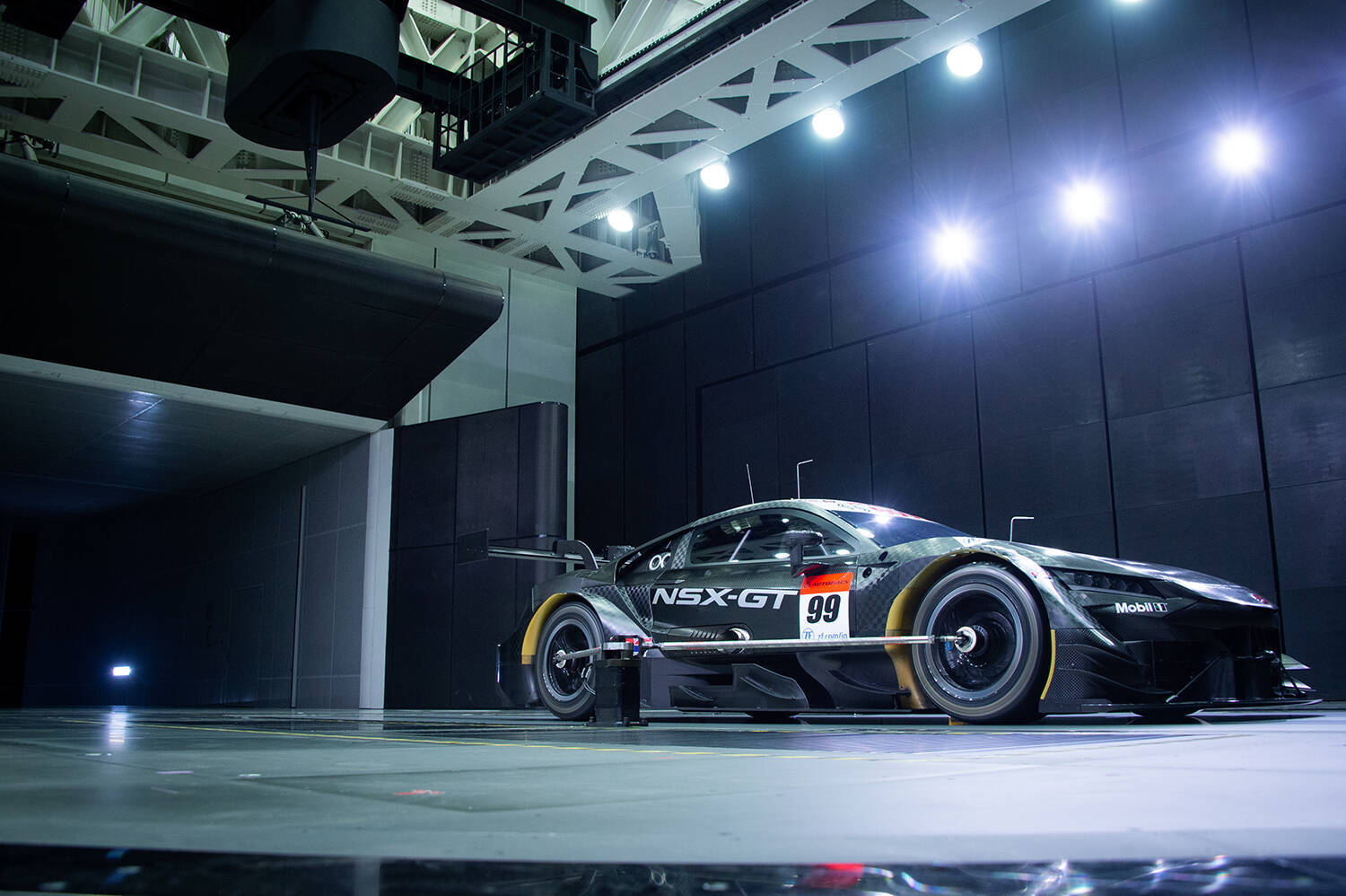 風洞も戦略室もエンジンベンチも全部見た！ ホンダの「モータースポーツ」を生む超最先端極秘施設「HRC Sakura」に潜入 (2022年9月 ...