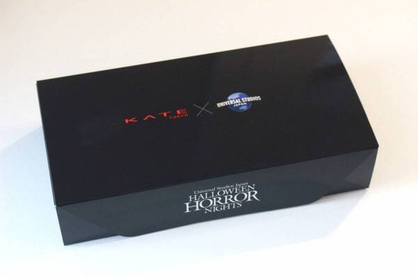 ハロウィン気分高まる……！ KATE×USJ「18番地の魔女」限定4色を徹底レビュー｜ウーマンエキサイト