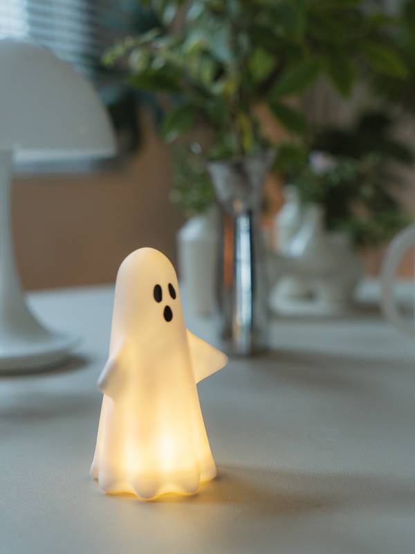 ALL1,000円以下【3COINS＆KALDI】プチプラハロウィン飾りつけアイテム5選 | HugMug｜ウーマンエキサイト