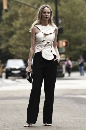 ローレン・サント・ドミンゴのスナップ特集【今、気になるファッションアイコン Vol.38】(2024年7月23日)｜ウーマンエキサイト(1/2)